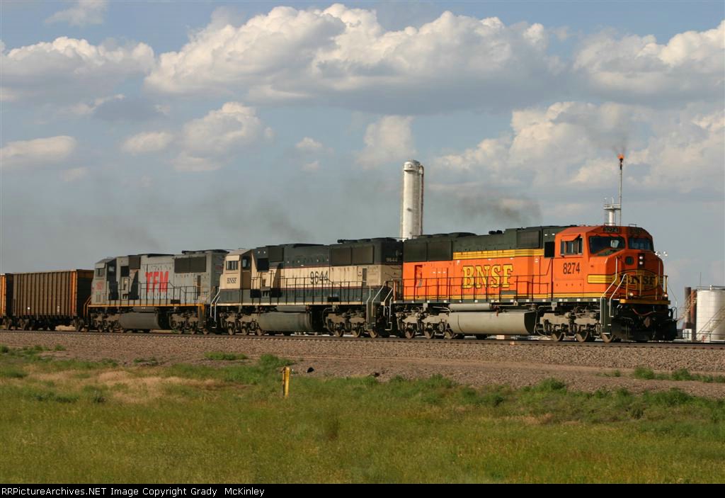 BNSF 8274